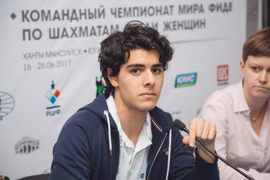 Aryan Tari: Does Magnus Carlsen help us? It is a secret - World Team ...